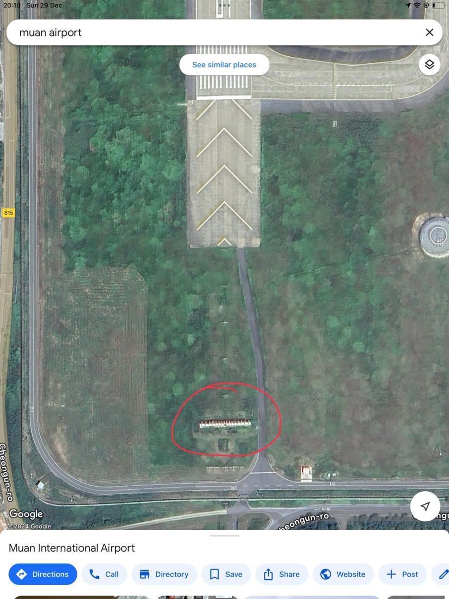 Jeju Air flight with 175 people on board crashes at Muan International ...